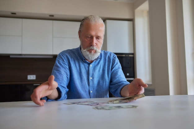 Mid 50s Savers Face A £300k Retirement Funding Gap